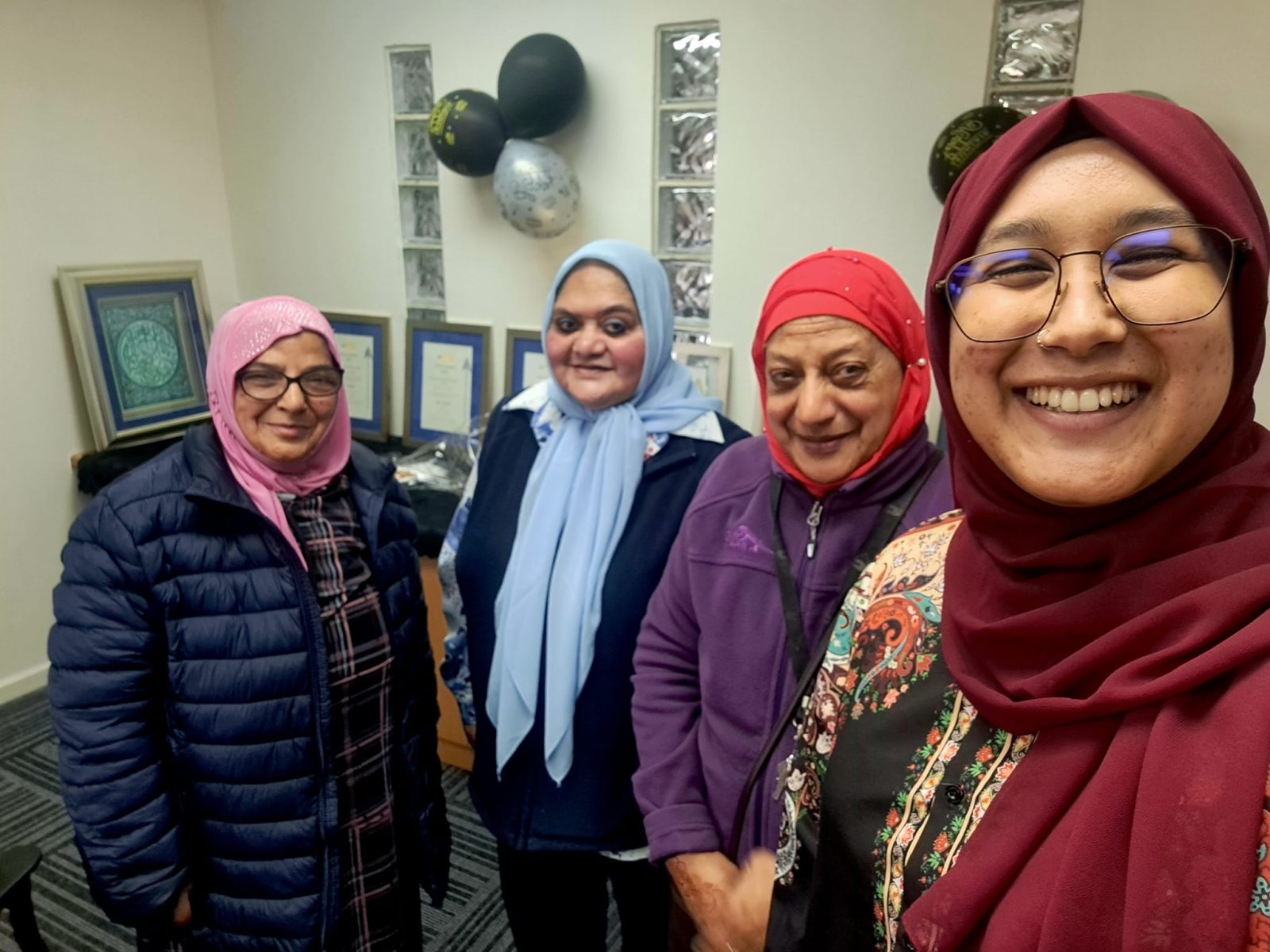 Lovely listeners celebrate lovable Soundbyte - Radio 786